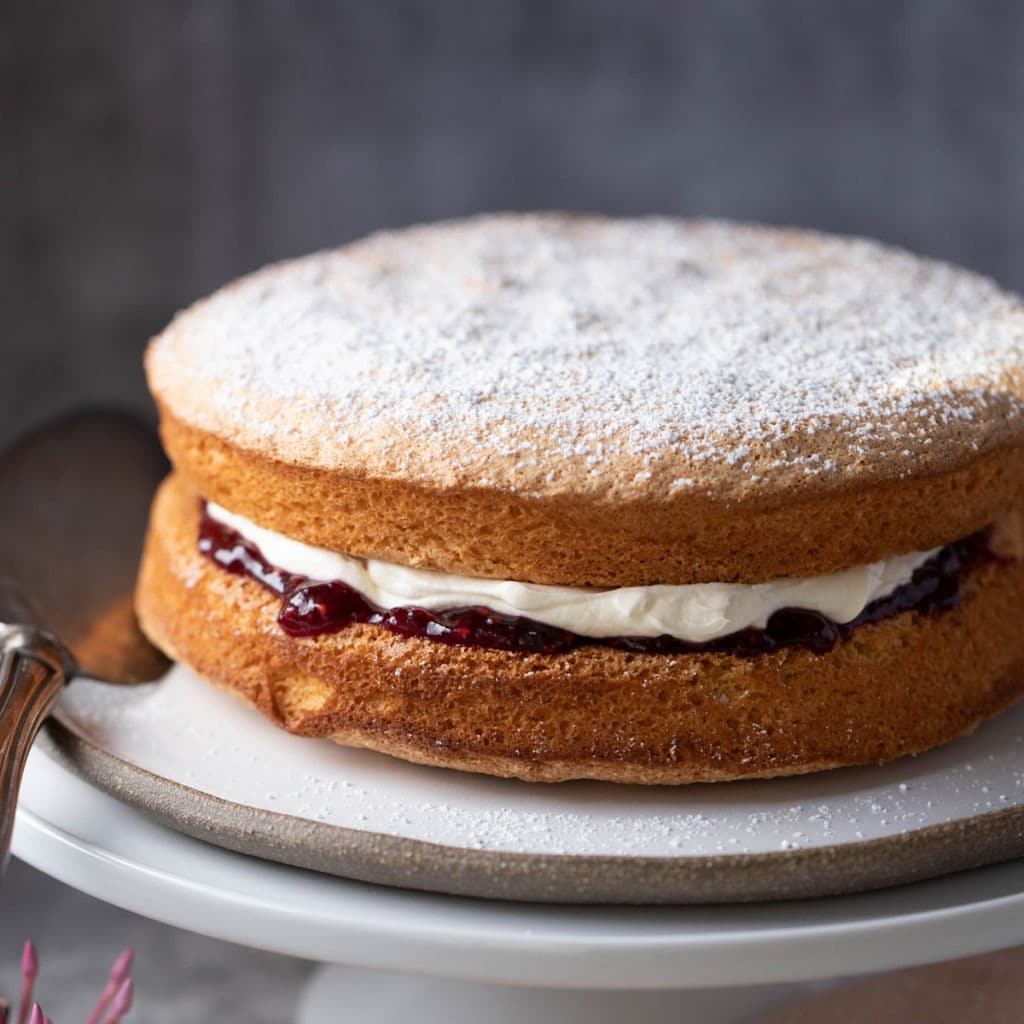 Fluffy Sponge Cake Recipe - The Home Cook's Kitchen